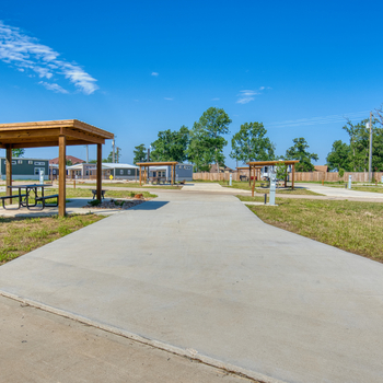 RV Park in Onalaska, TX: Lagoon Ranch Luxury RV and Cabin Resort